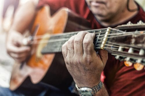 The most famous Brazilian songs: the best sound of Brazil